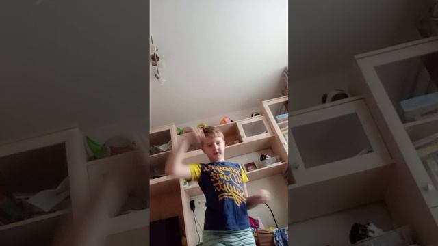 представление новой песни chupa chups