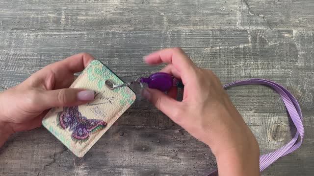 Обзор на чехол для бейджа, магнитной карты, пропуска, с изображением бабочки в стиле ретро Eshemoda