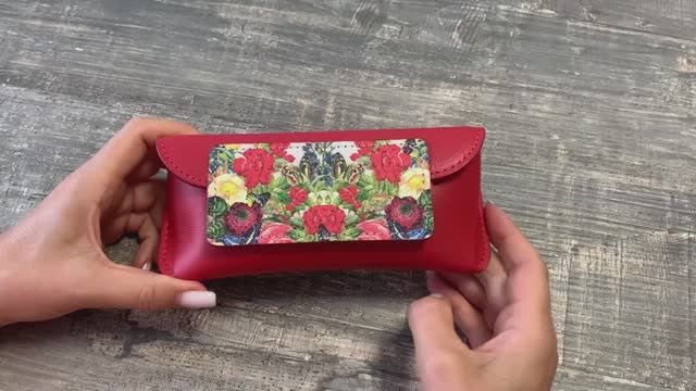 Обзор на футляр для очков с изображением цветов Eshemoda