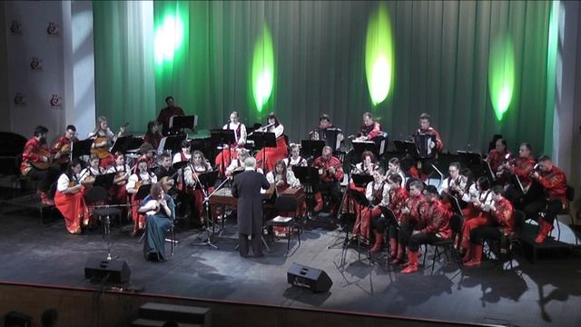 А. Хачатурян "Концерт для скрипки с оркестром" (финал) Солистка-Анастасия Орлова (домра)