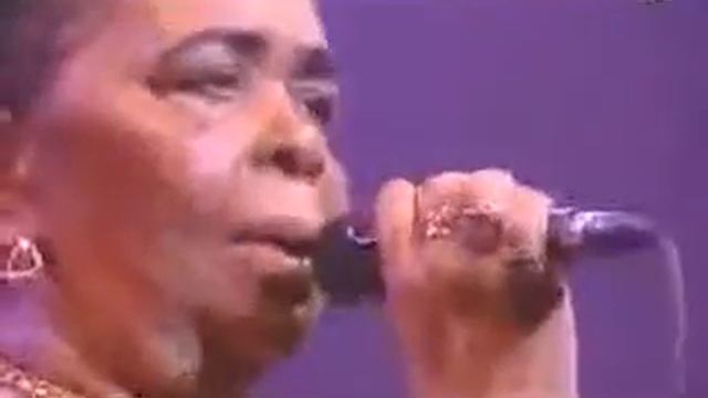 Cesaria Evora Besame Mucho