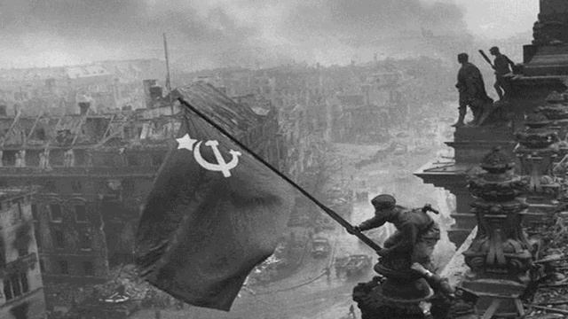 С  днём победы