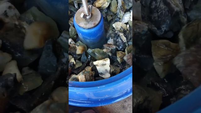 Дендритовые опалы уже в работе