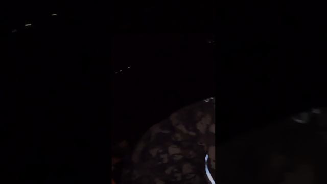 Огромный судак на зимнюю удочку с лодки!
