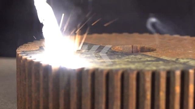 Лазерная очистка ржавчины с деталей промышленного применения