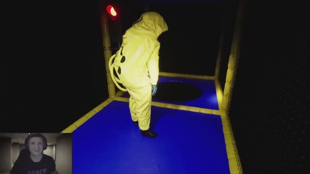 Валентин Дмитриевич с товарищами в Backrooms escape together