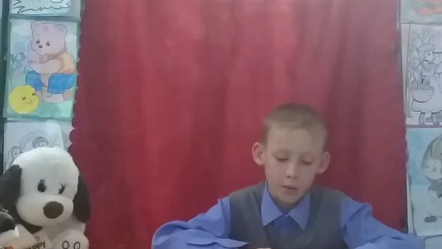 Под грибом. В.Сутеев