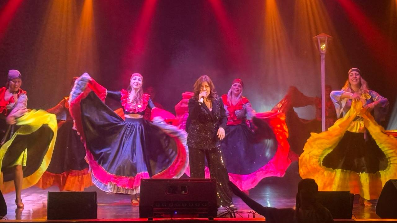 Ромашки - Лунева Екатерина и ансамбль Молодицы