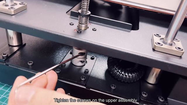 03. Установка винтового стержня оси Z для 3D-принтера FlyingBear Reborn 3