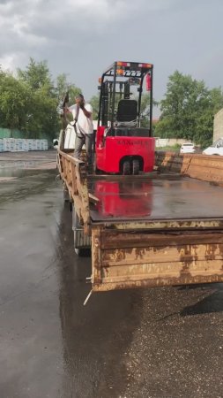 Погрузчики отгружаются каждый день