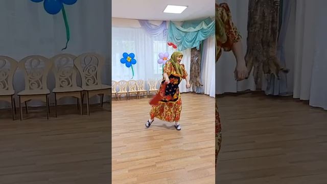 Наш физрук танцует лучше всех