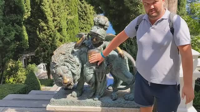 ПАРК АЙВАЗОВСКОЕ ПАРТЕНИТ. ТОЛЬКО ОРИГИНАЛА НИКИ НЕТ В ЭТОМ ПАРКЕ. ЭКСКУРСИЯ УДИВИЛА. (2 часть).