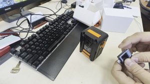 Умный аккум ZG-X99 для сумматора и любителей зарядится от USB-C