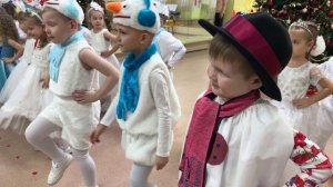 Новогодний утренник в Детском саду Скрипнет дверь горит свеча.  22.12.2023г.