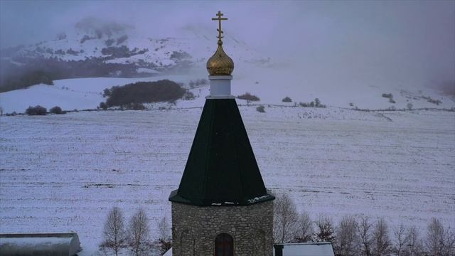 Мужской монастырь в предгорье северного Кавказа