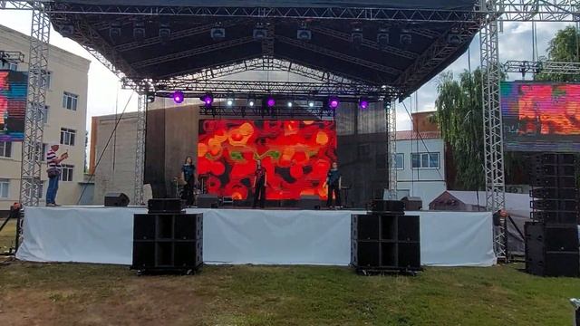 Фестиваль клубники в Балаково (концерт 15.06.24) 2 часть