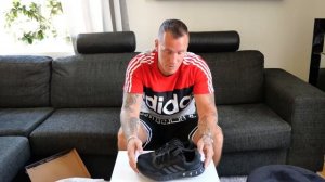 Unboxing The Adidas Kaptir Super Shoes
