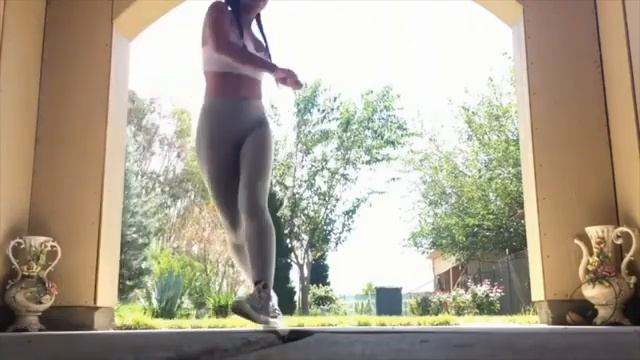 Shuffle Dance - Faded (Remix) Shuffle Dance (Music video)