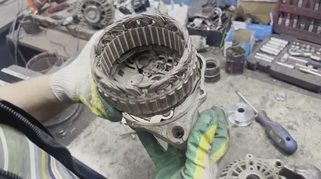 Генератор Suzuki Liana SX4