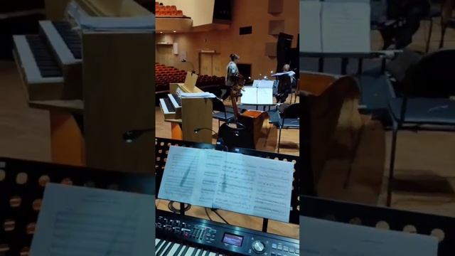 Прогулка с дирижёром за кулисы