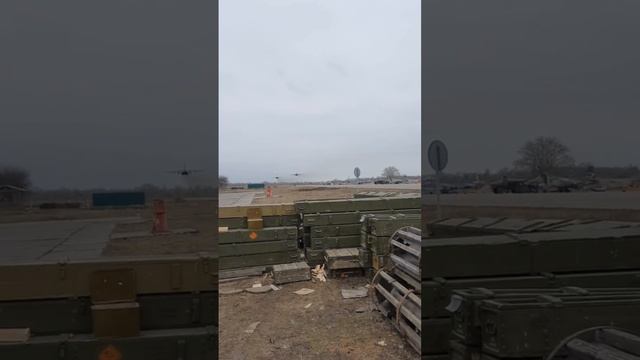 Экстремально низкий проход пары СУ-25