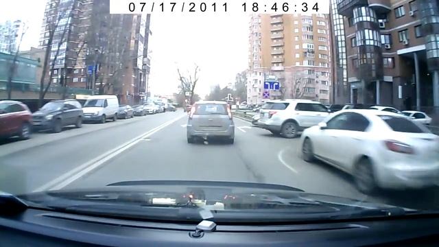 Подсказал о не работающих стоп сигналах...