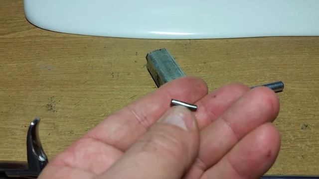 Отделяем раму от поршня  АК.