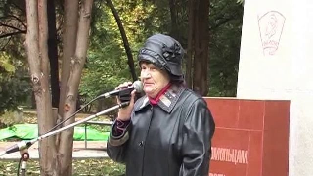 открытие памятника комсомольцам