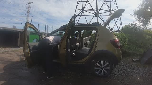 Мойка автомобиля,поездка за водой. Рено Сандеро Степвей 2