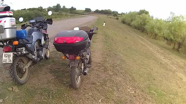В Тербуны по полям на Honda Transalp 600 и Honda CBX 125F....
