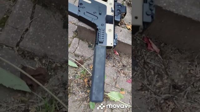 kriss vector Orbiz (hydrogel) , for cosplay the division, we make a silencer from EVA