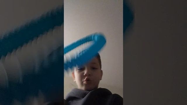 н