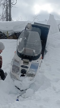 снегоход буран Стелс Викинг покатушки по озеру