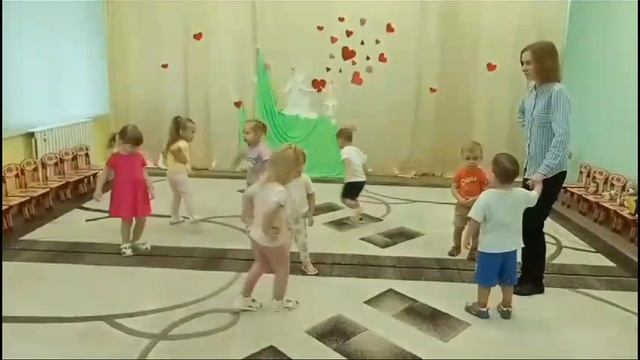 "С днем матери"