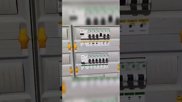 Щит для коттеджа 110 кв.м. один под блоки питания, второй под автоматы и слаботочку.#домразумное