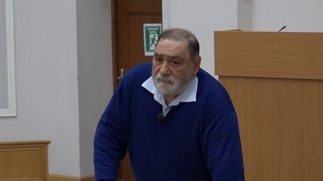 Момджян К. Х. - Философия общества - 5. Субстанциальный подход к анализу сущности человека. Часть 1
