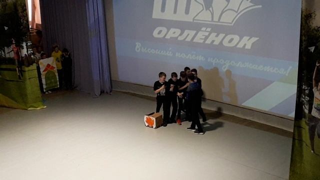 Как поют  дети в детском лагере Олимпийский на гала - концерте.