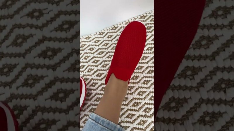 Жіночі модні  сліпони червоні текстиль без шнурків