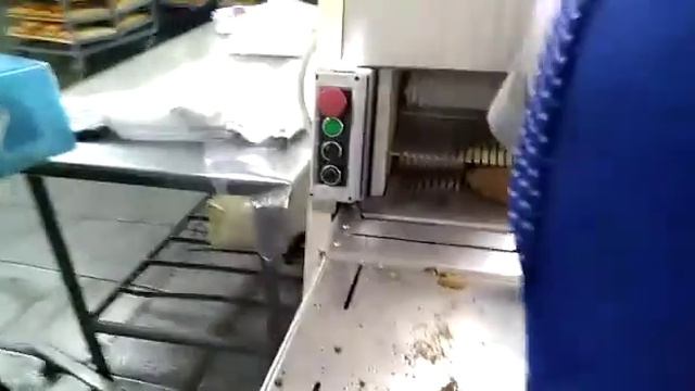 Хлеборезка Лавина-2 российского производства. +7-919-382-16-01, euromach.m@mail.ru