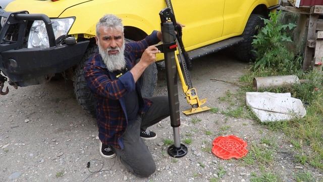 Гидравлический домкрат T-Max в дорогу на замену традиционному Хайджеку