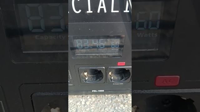 Гибкая солнечная панель для зарядки электростанции Berkut Specialist 1500