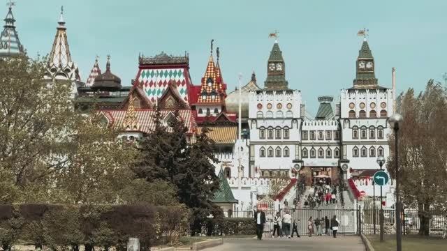 ПРОГУЛКА ПО ИЗМАЙЛОВСКОМУ КРЕМЛЮ И УСАДЬБЕ ИЗМАЙЛОВО