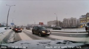 Нива тревел. Крутит на ровном месте. ДТП домино