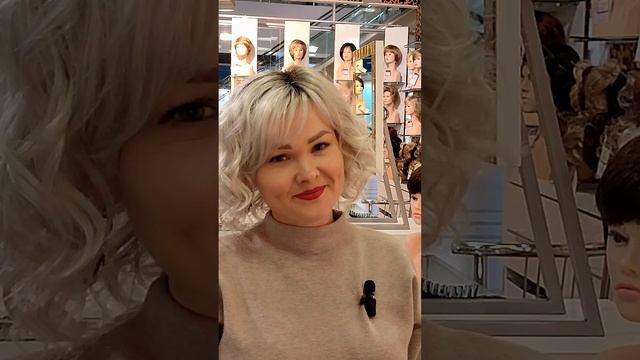 Кудрявый парик каре блонд с затемнением у корней из новой эксклюзивной коллекции в Бутик Парик✨