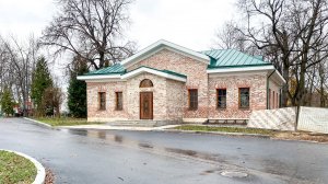 Восточный флигель усадьбы Нарышкиных