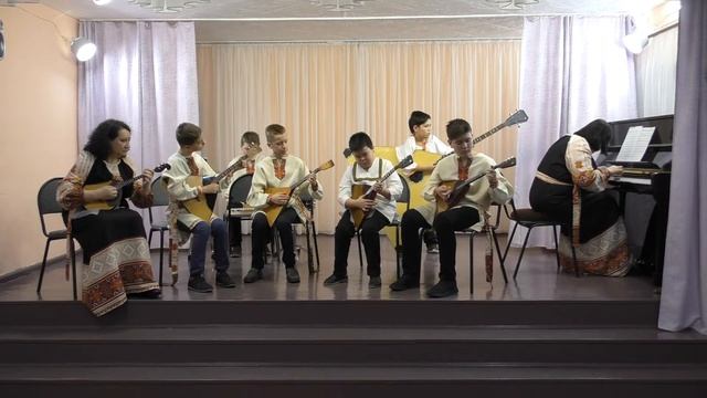 Бесконечный вальс. Ансамбль народных инструментов "Светоч"