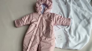 Утепленный комбинезон для малыша от бренда Luxury Baby
