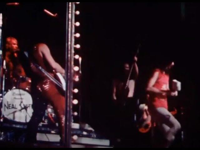 Alice Cooper "Under My Wheels". Texas, 1973