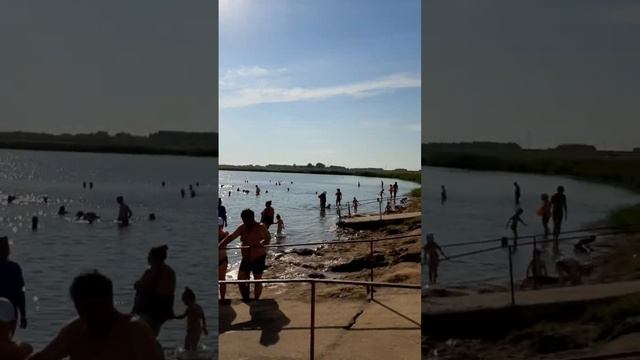 Солёное озеро в Завьялово. Противоположный от нас берег.