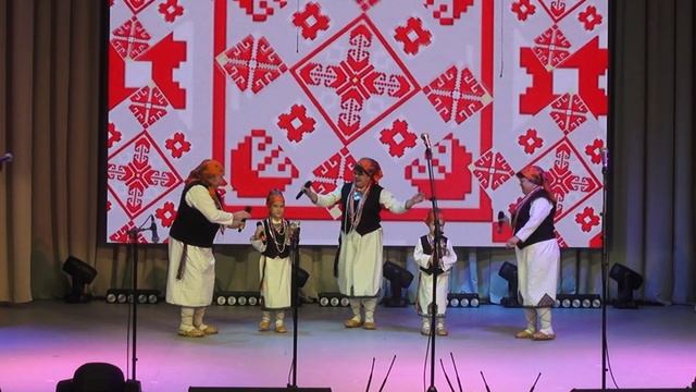 Семейный ансамбль Вечкума